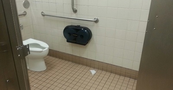 Firefly Australia | My Rant About Toilet and Changing Facilities!